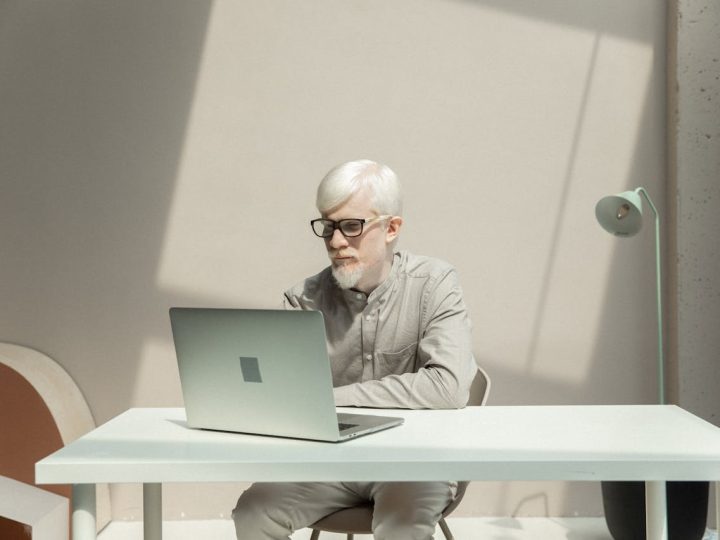 David Saroni: in New York City - Begin 2 Search